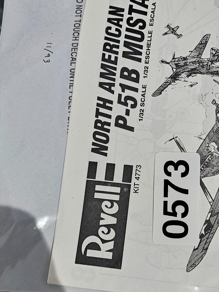 Revell P-51B Mustang 1/32 Scale Model Plane Kit #4773 1993 Skill 2 | eBay