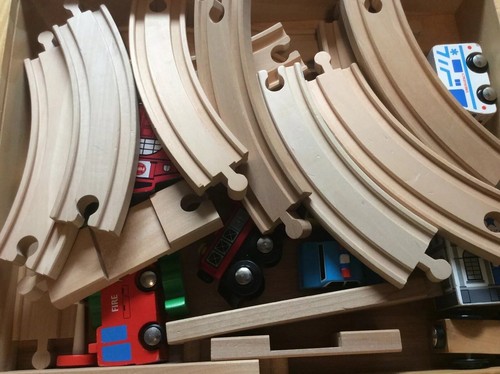 Maxim Wooden Train 32 Piece Set With Storage Box | eBay