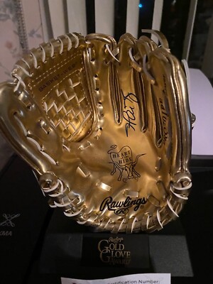 HARRISON BADER MINNESOTA TWINS SIGNED RAWLINGS MINIATURE GOLD GLOVE ...