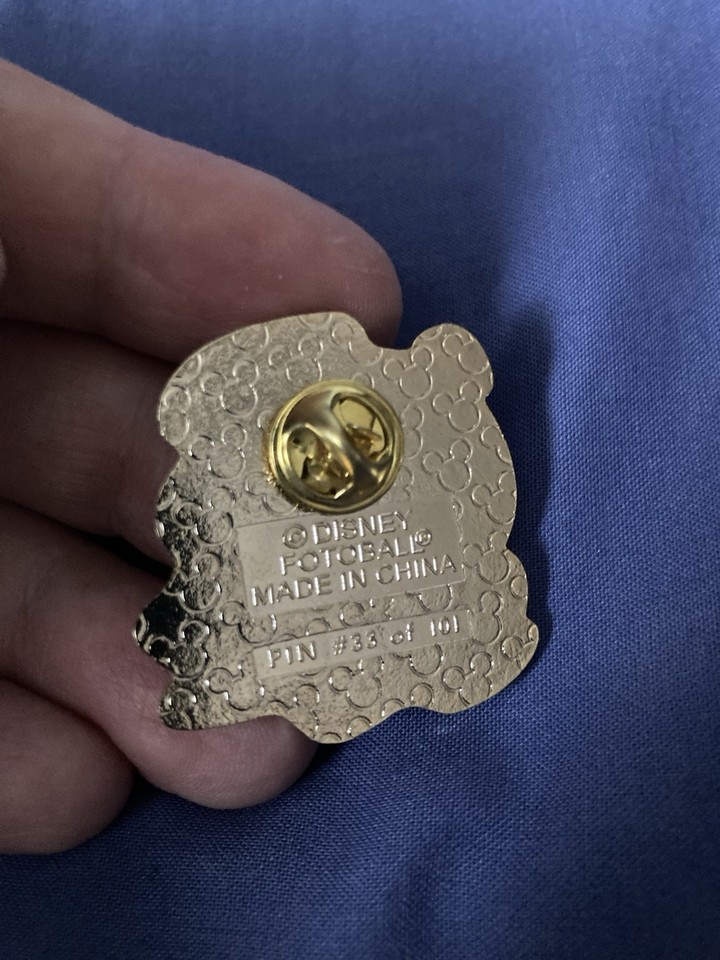 Disney Uncle Scrooge countdown to the millennium pin # 33 OF 101 | eBay UK