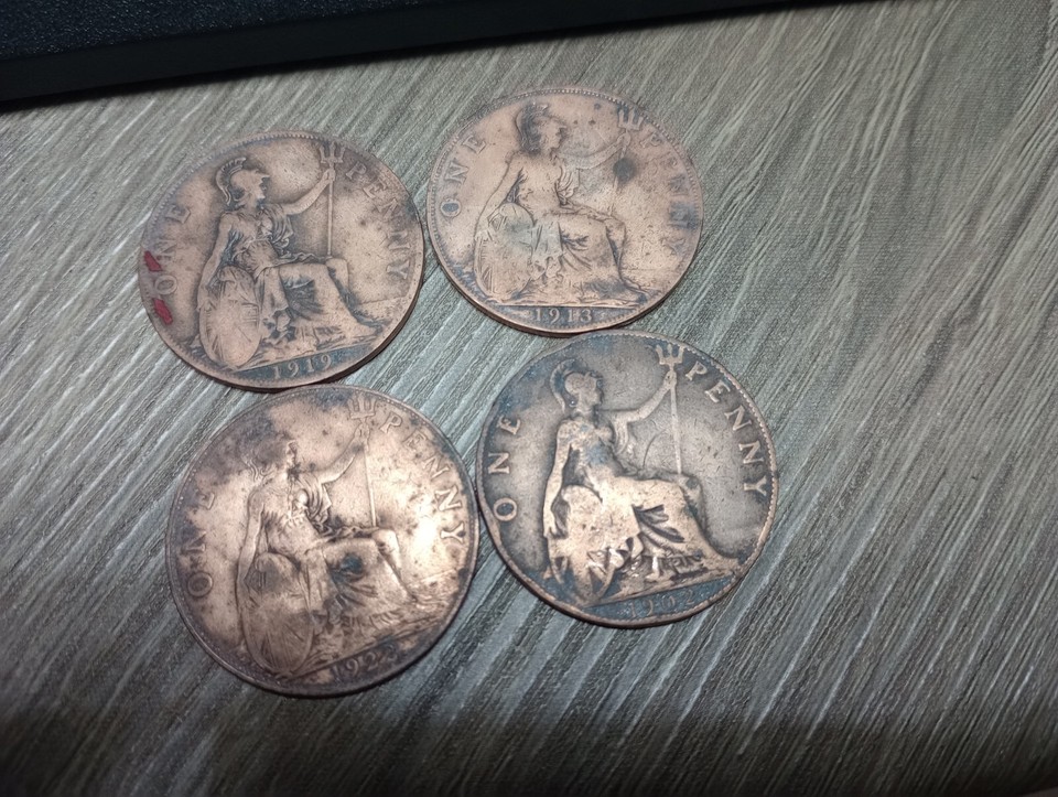 COINS GREAT BRITIAN ONE PENNY 1922 1902 1919 1913 Georgivs V DEI GRA ...