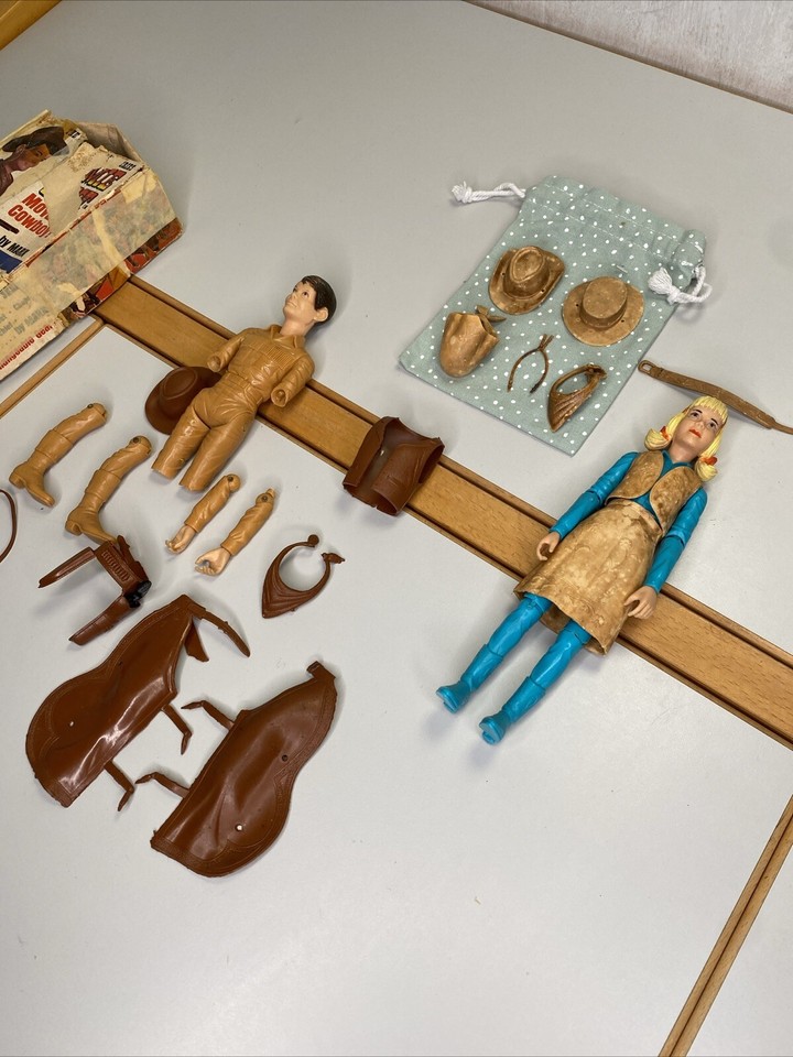 Marx Johnny West Best Of The West Jamie, Josie W/ Accessories | eBay