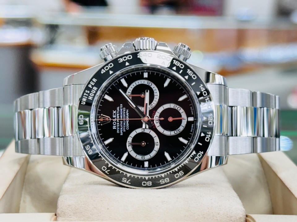 Rolex Cosmograph Daytona 126500 LN Oyster Bracelet Black Ceramic Bezel ...