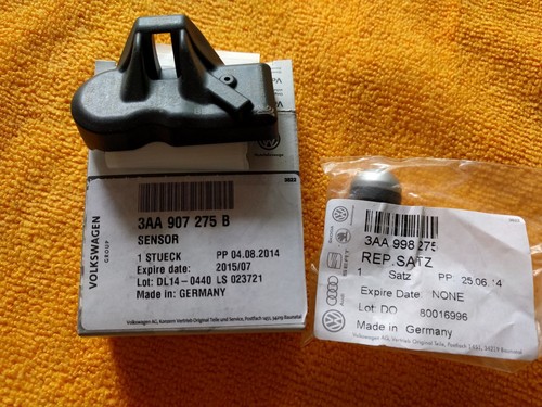 VW TPMS Sensor and Valve Stem Seal Kit New 3AA907275B 433 MHz CC ...