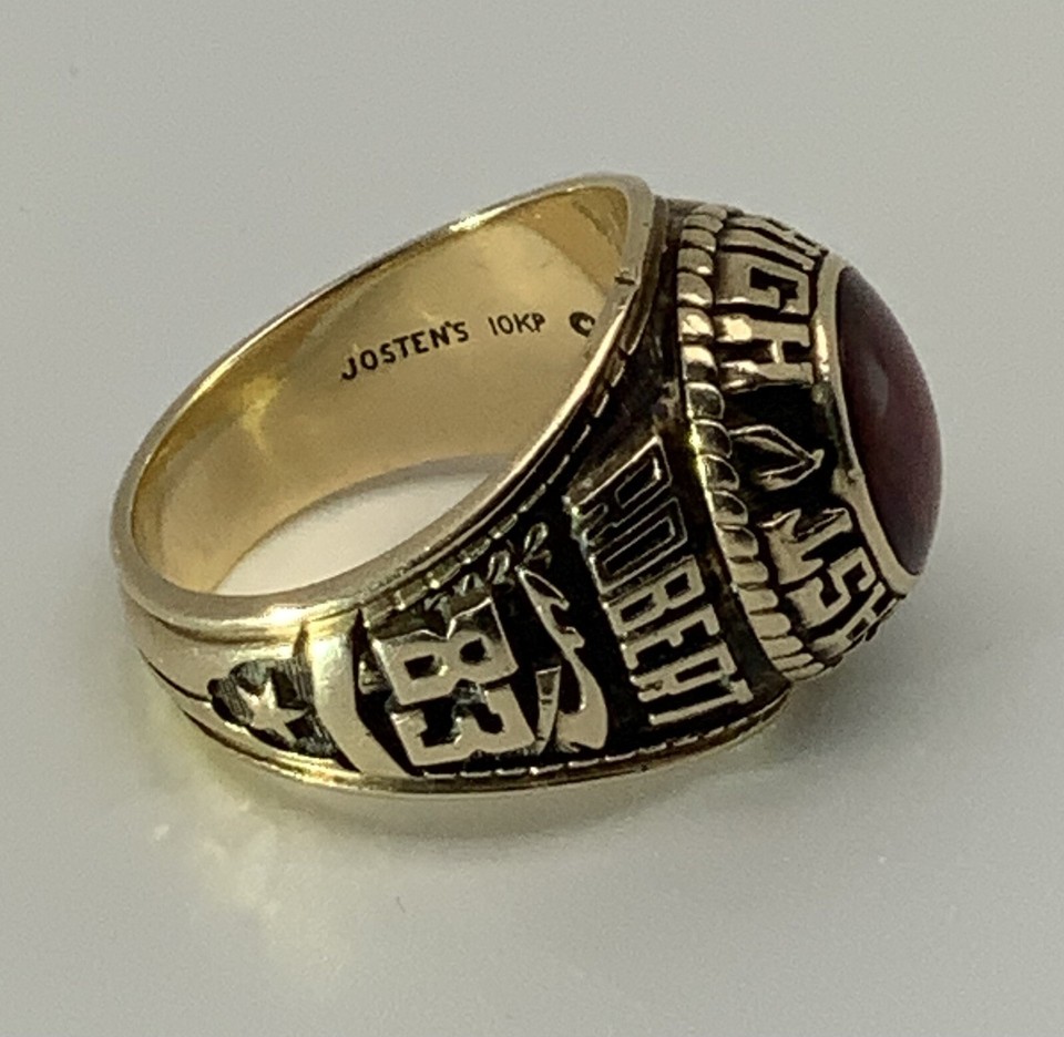 Vintage JOSTENS 10k Solid Yellow Gold Ruby 83 School Class Ring. Sz 9 ...