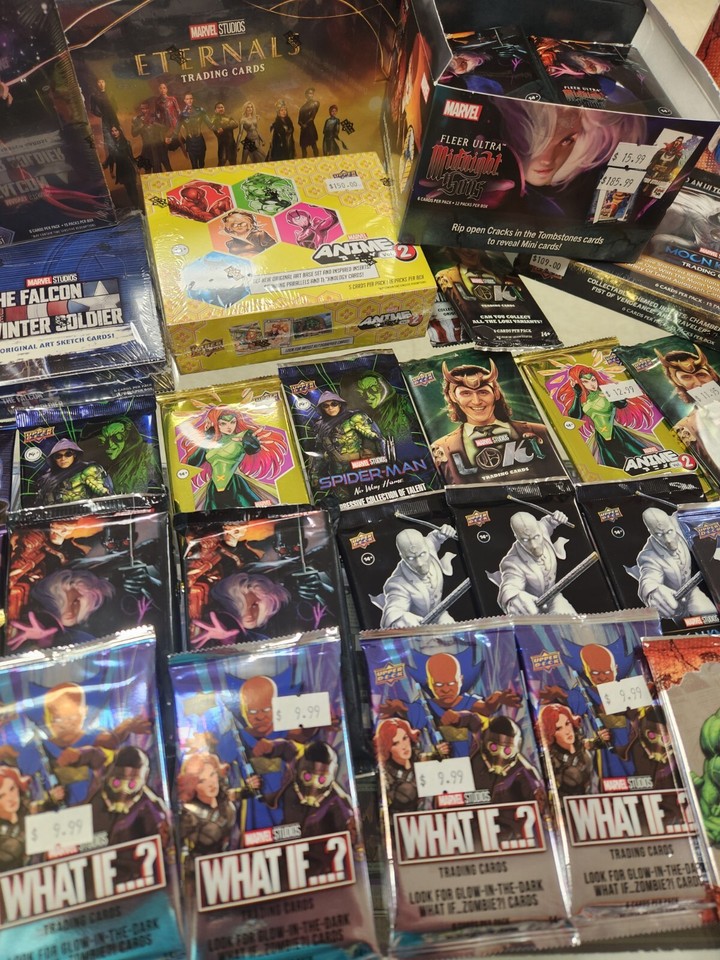 Huge Marvel Comic Card Collection W/ 1 Sealed Booster Pack, Autos ...