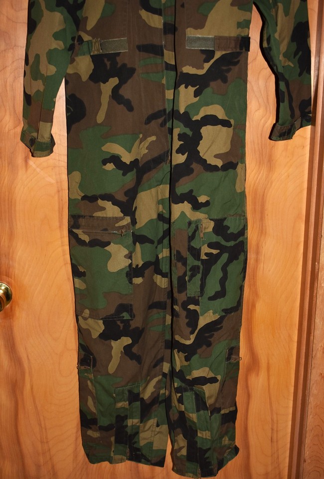 Early 1960s Vietnam USMC Pilot's Flying Summer Coveralls ERDL Poplin ...