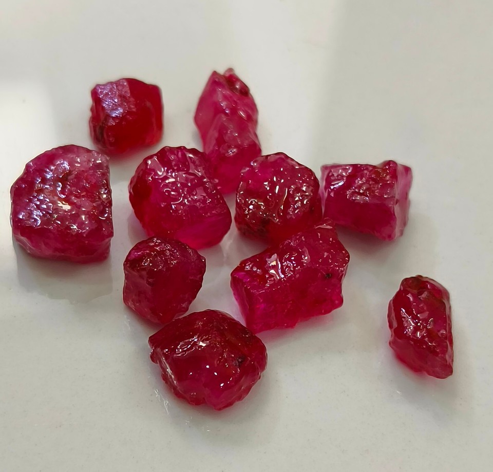 Natural Bixbite Red Beryl Crystal Raw Rough Loose Gemstone Lot | eBay