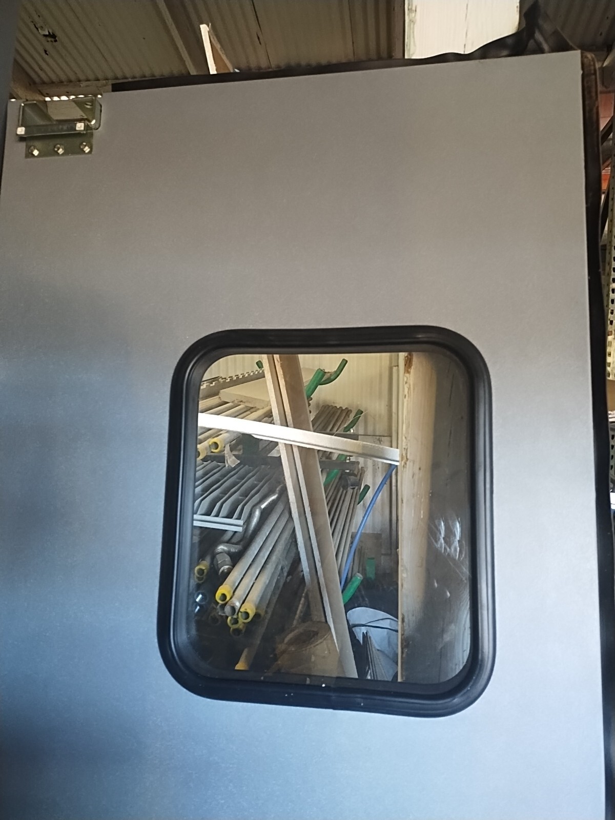 1 CHASE ELIASON HD COMMERCIAL 22x81 in. TRAFFIC DOOR Bumpers ABS Grey ...