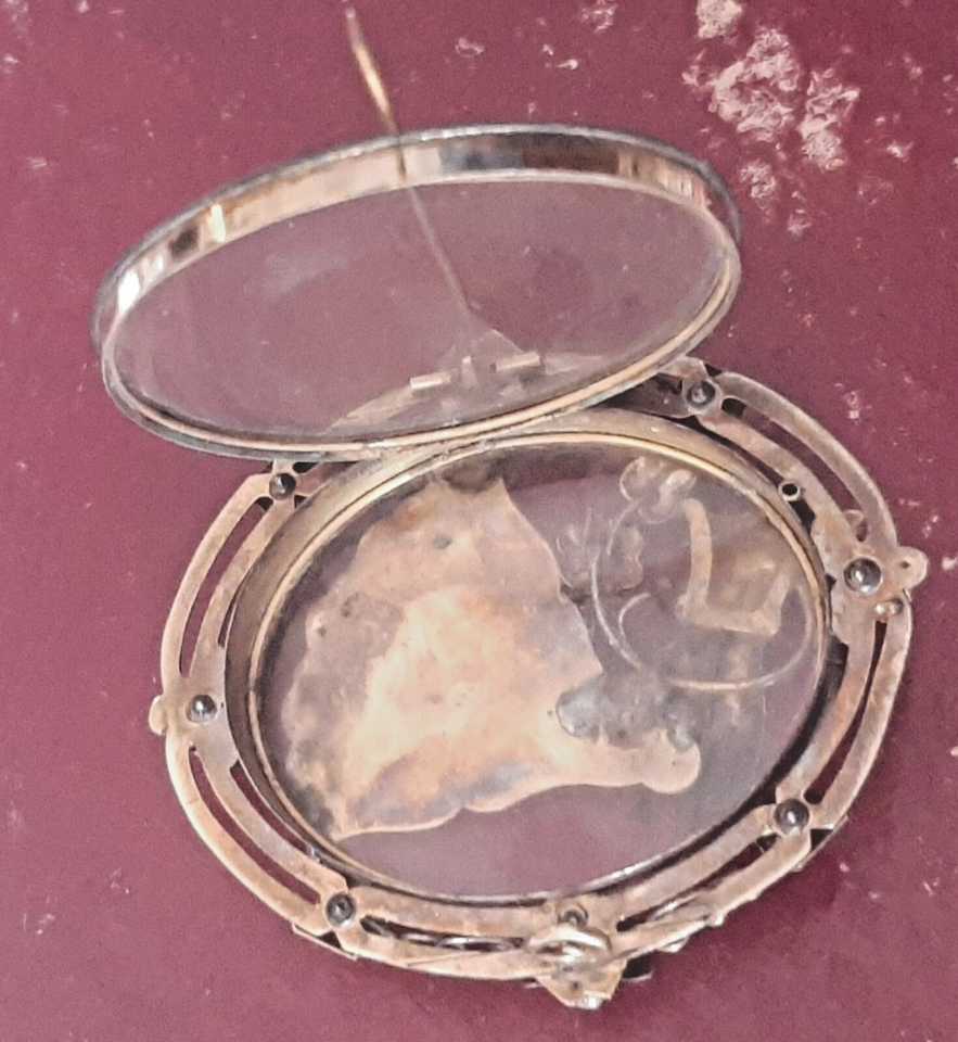 Antique Museum Victorian Locket Reliquary 16K Gold Silver Pearls Brooch ...