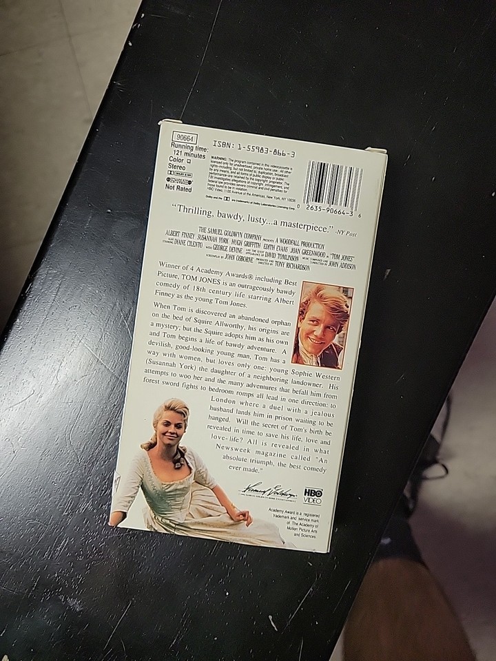 Tom Jones (VHS, 1992) Albert Finney, Lynn Redgrave 26359066436| eBay
