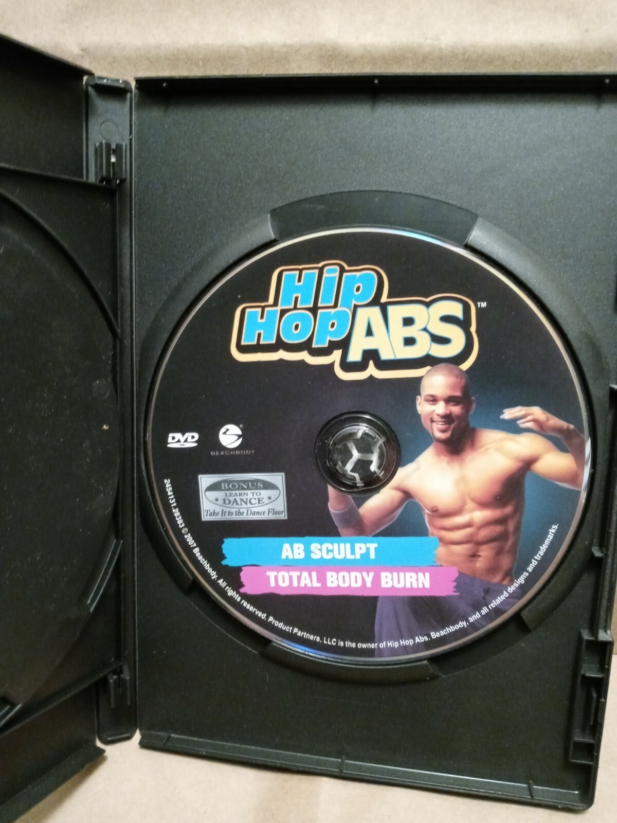 Hip Hop Abs DVD Set (3 Workout Set, Shaun T, Beachbody) - TESTED ...