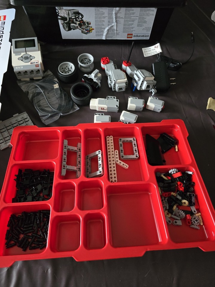 LEGO EDUCATION MINDSTORMS EV3 (45544) CORE SET Ver 39 WITH AC ADAPTER ...