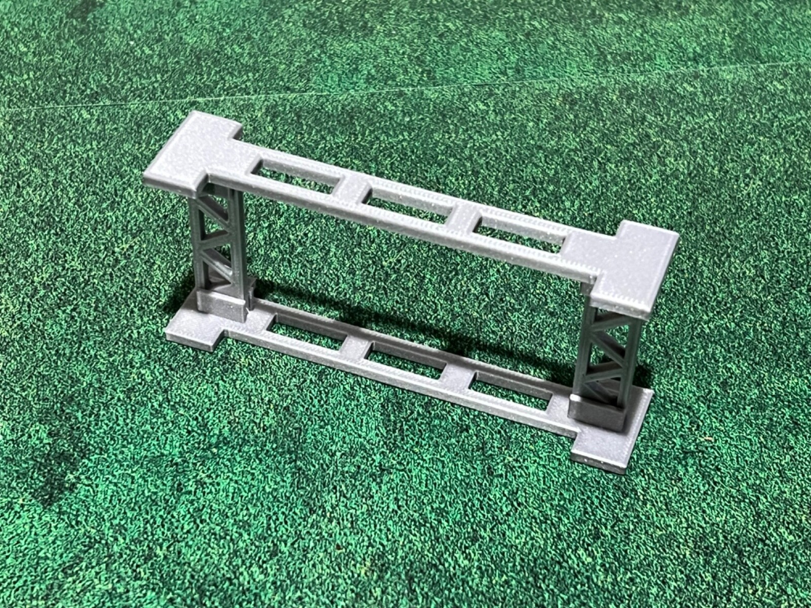 O Scale 12 Piece Graduated Trestle Set Compatible with All Track Types ...