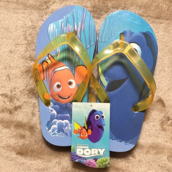 Disney Pixar Finding Dory Light Up Flip Flops/Tongs | eBay