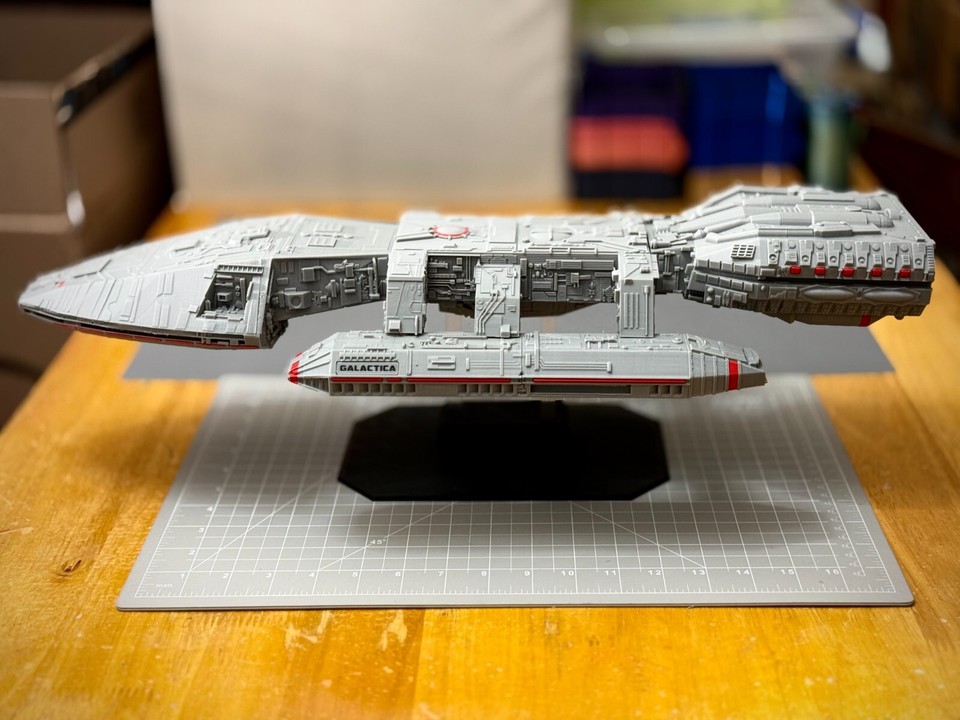 Battlestar Galactica Space ship TOS Classic 1978 Display Model 22in ...