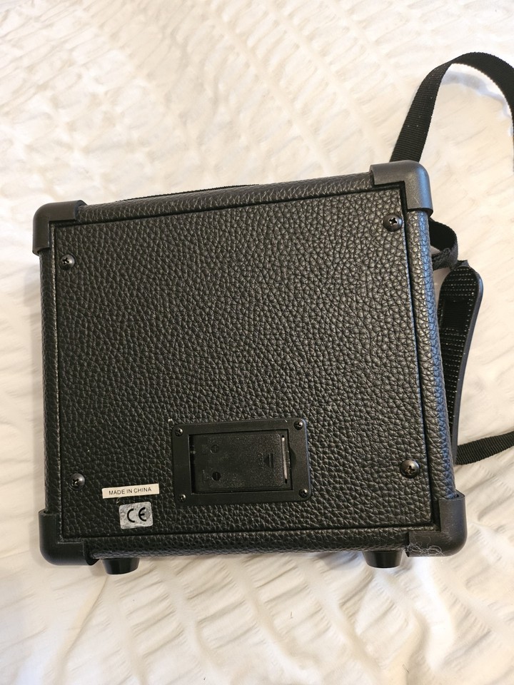 Child's 1/4 Size Electric Guitar and Amp | eBay UK