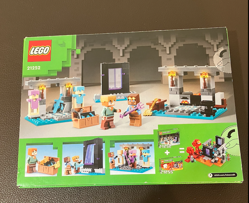 LEGO Minecraft 21252 The Armory Set 203 pcs Building Toy open and ...
