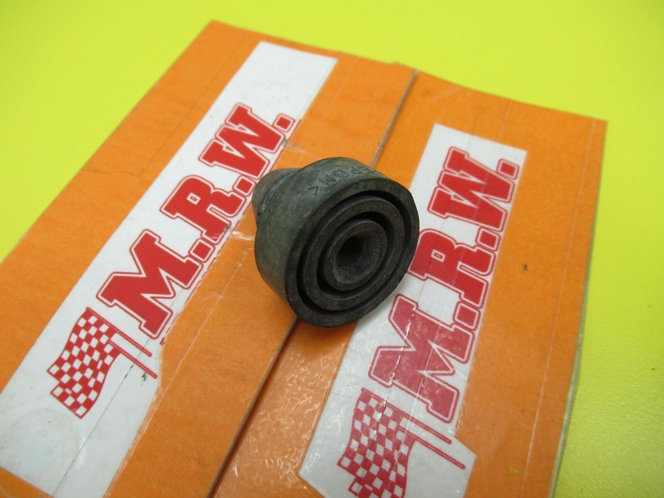 AC CONDENSER CONDENSOR GROMET RUBBER BUSHING LOWER BOTTOM TOYOTA ...