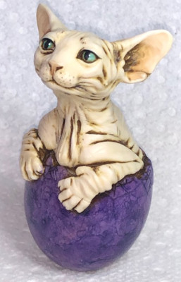 Harmony Kingdom Art Neil Eyre Designs Sphynx Cat Easter purple egg ...