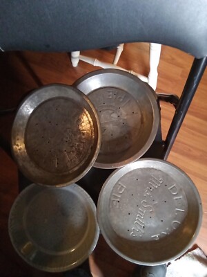 3 Vintage Antique Tin Pie Pans,one Enamel Pie Pan | eBay