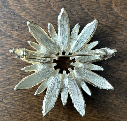 Vtg Avon Goldtone Brooch Pin Textured Starburst Flower Fireworks Jagged ...