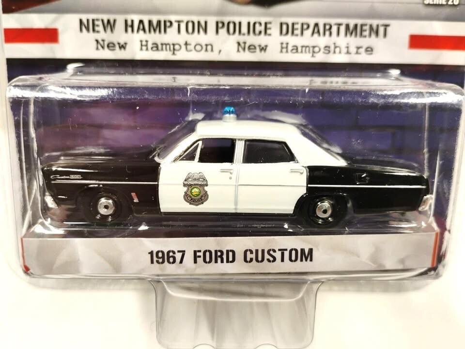 ***2 MODELS*** Greenlight diecast scale 1/64 Ford Custom 1967 Police ...