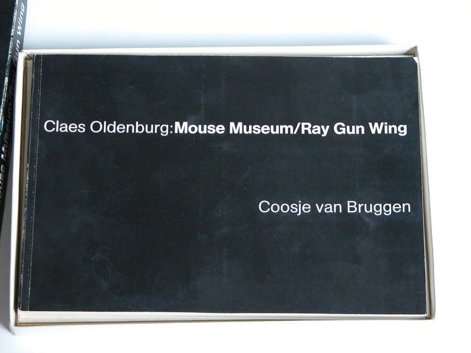 Claes Oldenburgh Mouse Museum Brochure Ray Gun Wing Art Coosje Van ...
