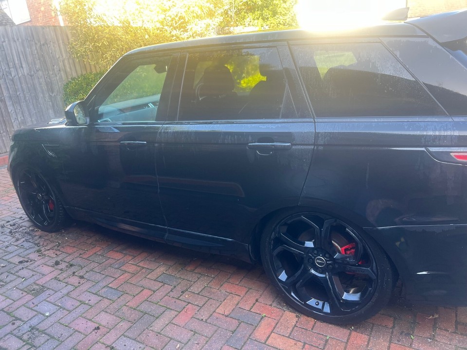 RANGE ROVER SPORT CAR - FULL OVERFINCH BODYKIT AND WHEELS - GREAT ...