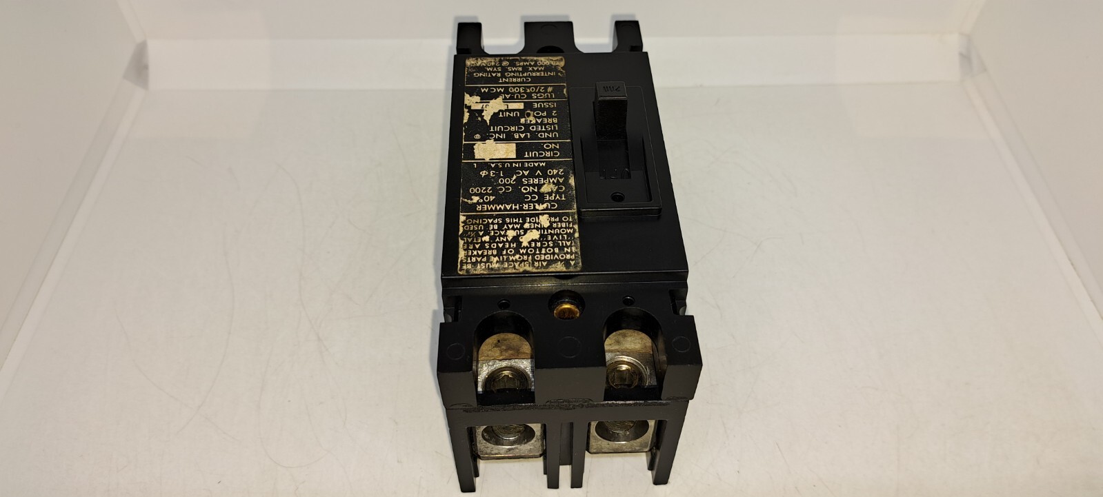 Cutler Hammer Eaton CC2200 200 Amp 2 Pole 240V MAIN CIRCUIT BREAKER | eBay