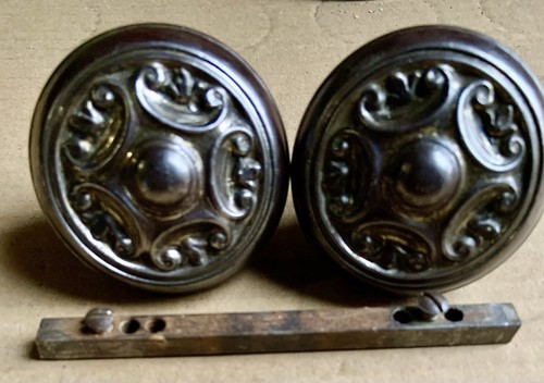 2 Two Antique Vintage Victorian Ornate Cast Metal Door Knobs W Rod & Set Screws | eBay