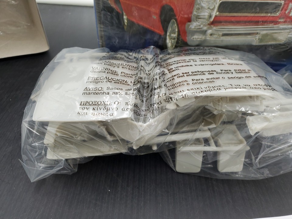 Rare AMT MUSCLE CAR 1965 Pontiac GTO Hard Top Model Kit 38594 Open Box ...