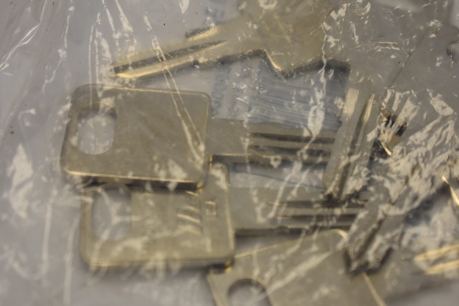 Ilco+1681+FIC3+Trailer+RV+Key+Blanks+Uncut+EZ+AL00000932+10+Pack for ...