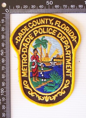 VINTAGE METRO-DADE POLICE DEPT MIAMI USA EMBROIDERED UNIFORM BADGE ...