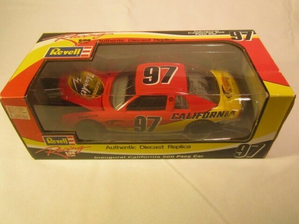 Revell Inaugural California 500 Pace Car #97 1 24 for sale online | eBay