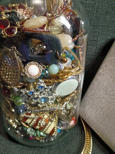 Mystery Jewelry Jar All Wearable Vintage to Mod Avon Brighton Plunder ...