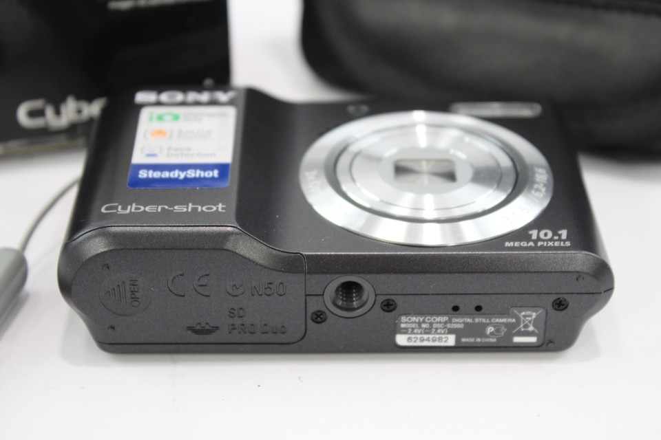 Sony Cybershot DSC-S2000 Digital Compact Camera w/ 3x Optical Zoom Lens ...