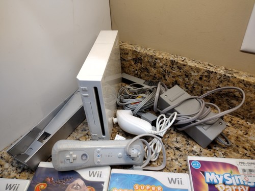 Nintendo Wii Console Bundle Tested W/ 5 Games | eBay