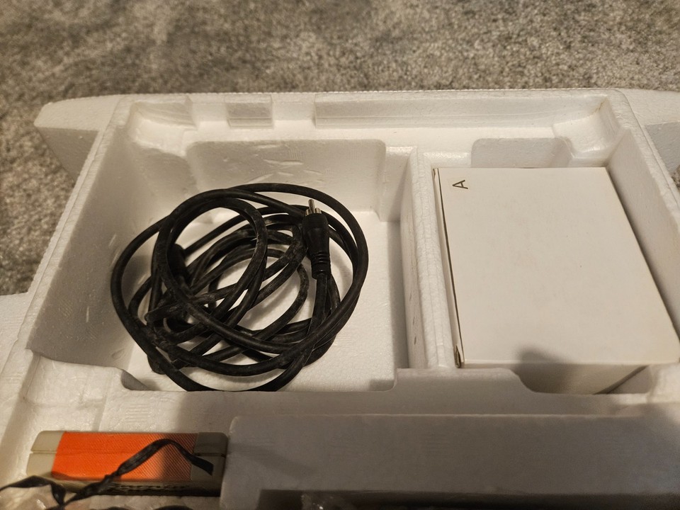 Amstrad GX 4000 Games Console Controllers & Burnin Rubber BOXED ...