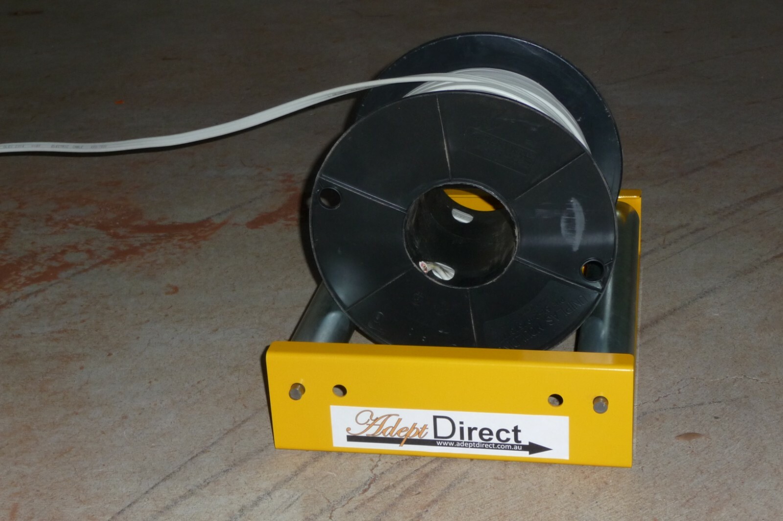 CABLE REEL ROLLER - Unroll reels of cable, drums of wire, spools of ...