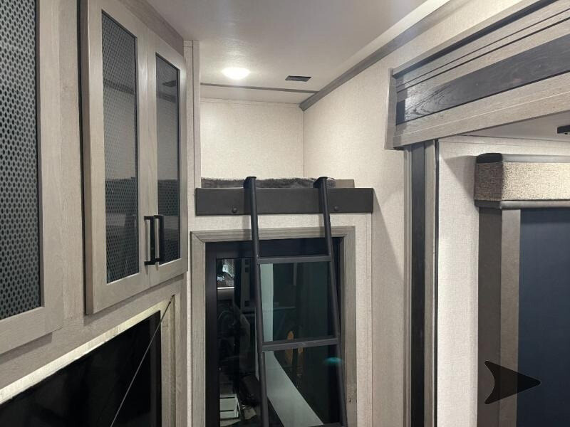 2021 Keystone Raptor 429 44ft Toy Hauler 13' Garage 1.5 Baths 2 Decks ...