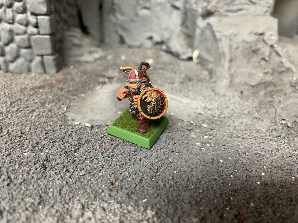 Warhammer Old World: Dwarf Quarreller Mordeim WF545 | eBay