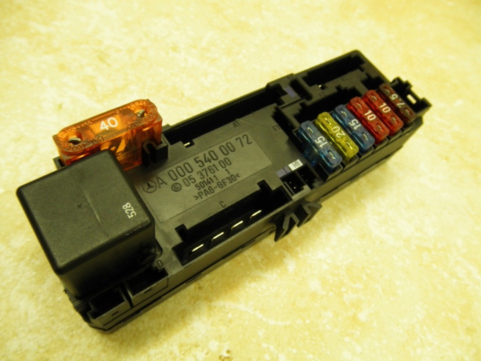 MERCEDES W202 W210 CLK 98-03 SAM MODULE BODY OVERLOAD PROTECTION FUSE ...
