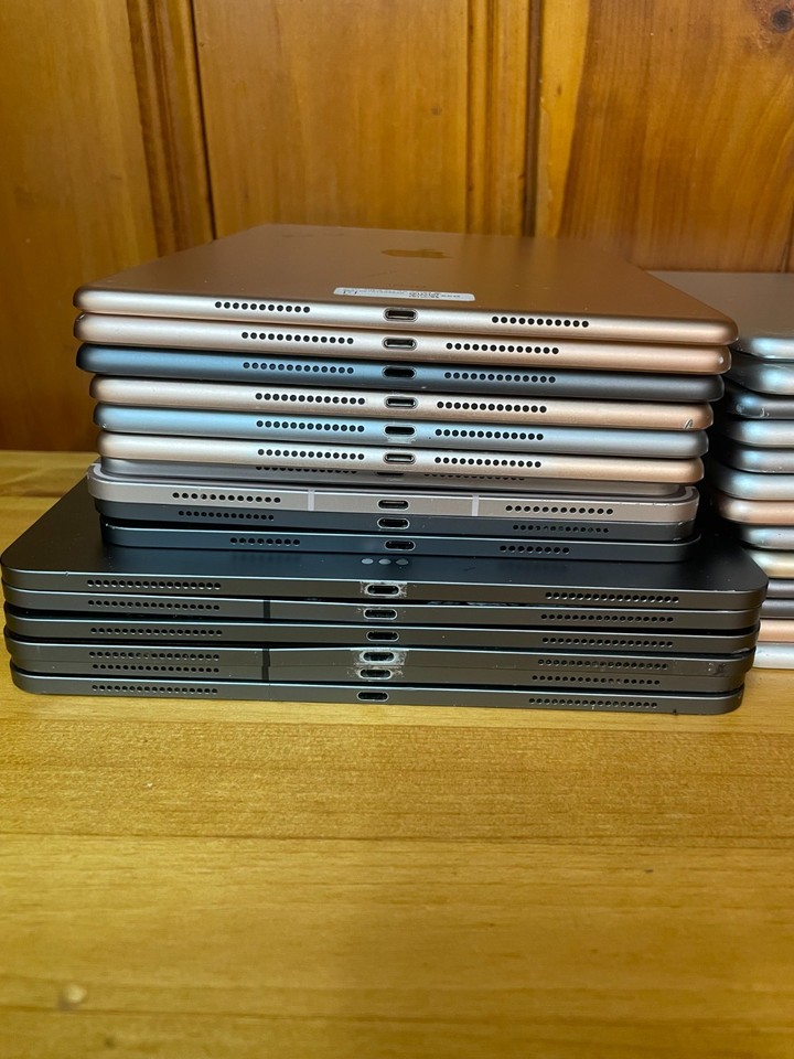 Defective - Lot of 38 Assorted Apple iPads - Read Description | eBay