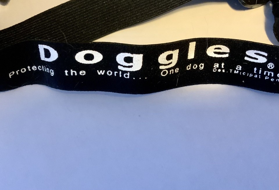 Doggles Protective UV Eye Ware For Dogs Goggles With Soft Case. | eBay