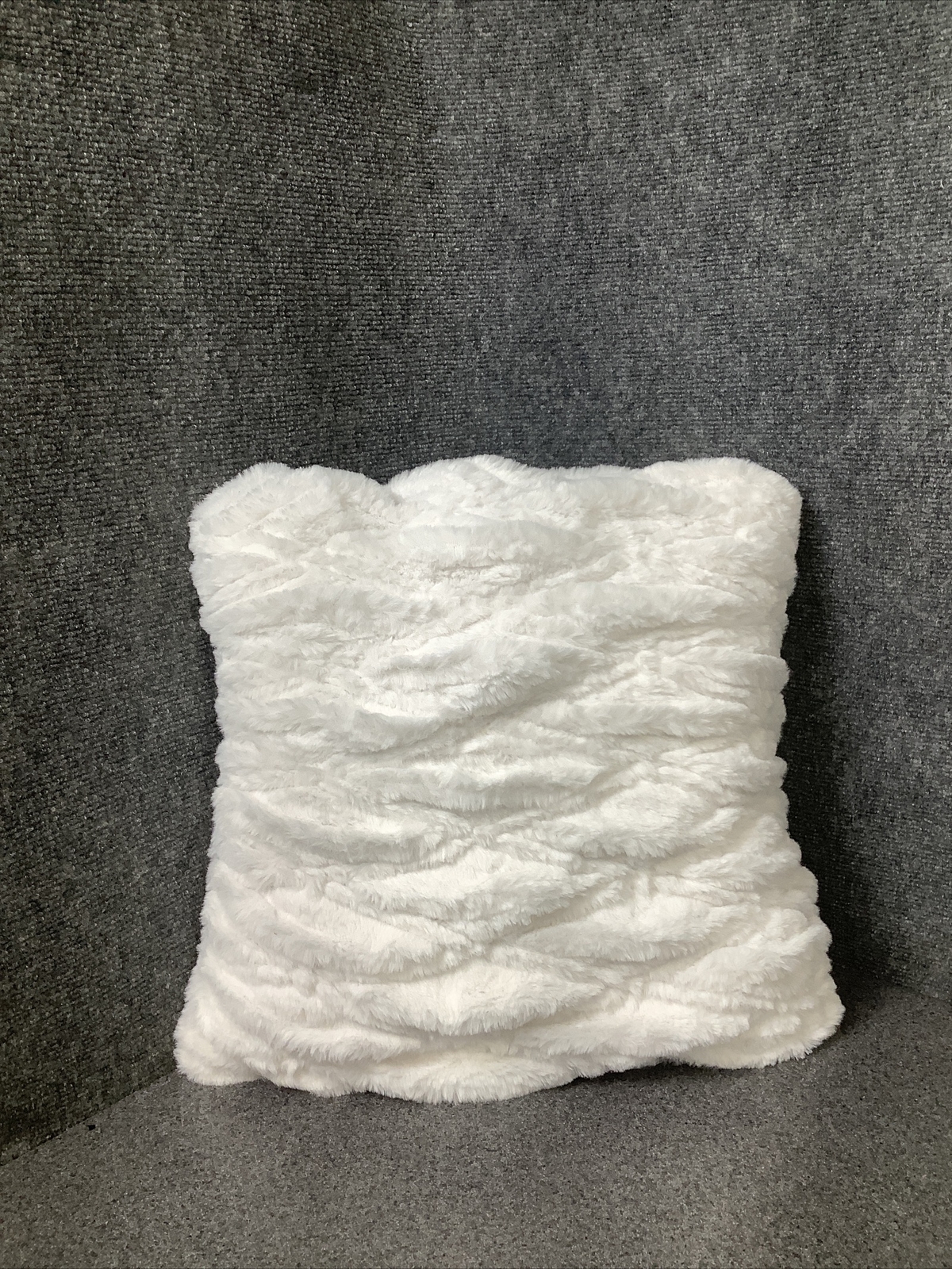 Single Brentwood Original Faux Fur Decorative Pillow White Off White ...