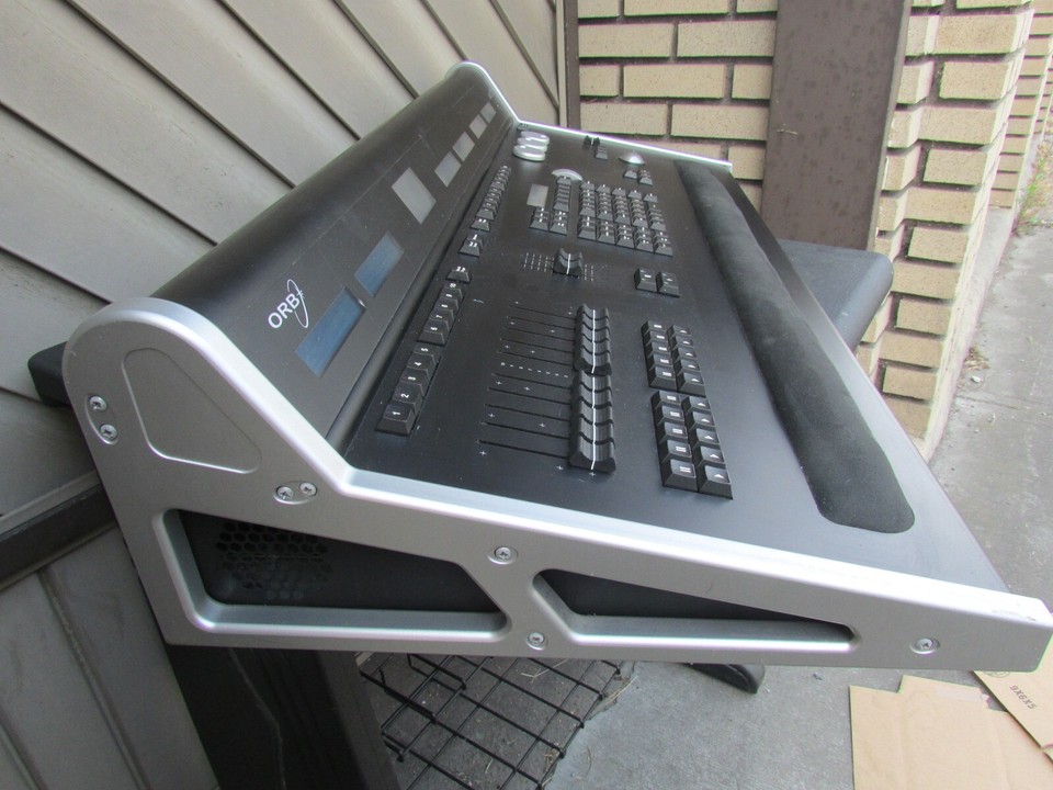 Zero 88 ORB Advanced Theatre Stage Lighting Console Control Board Desk ...