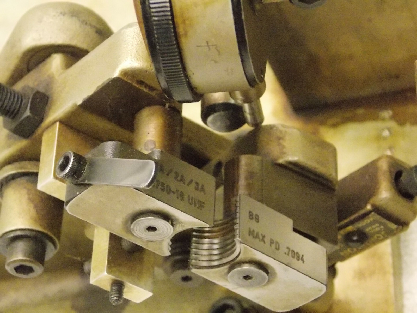 Johnson Tri Roll Thread Gage Roll Snap Inspection Comparator Model CG 1 ...