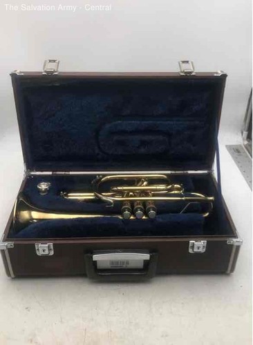 Holton Gold Finish Three Band Instrument Brass Cornet Trumpets With ...