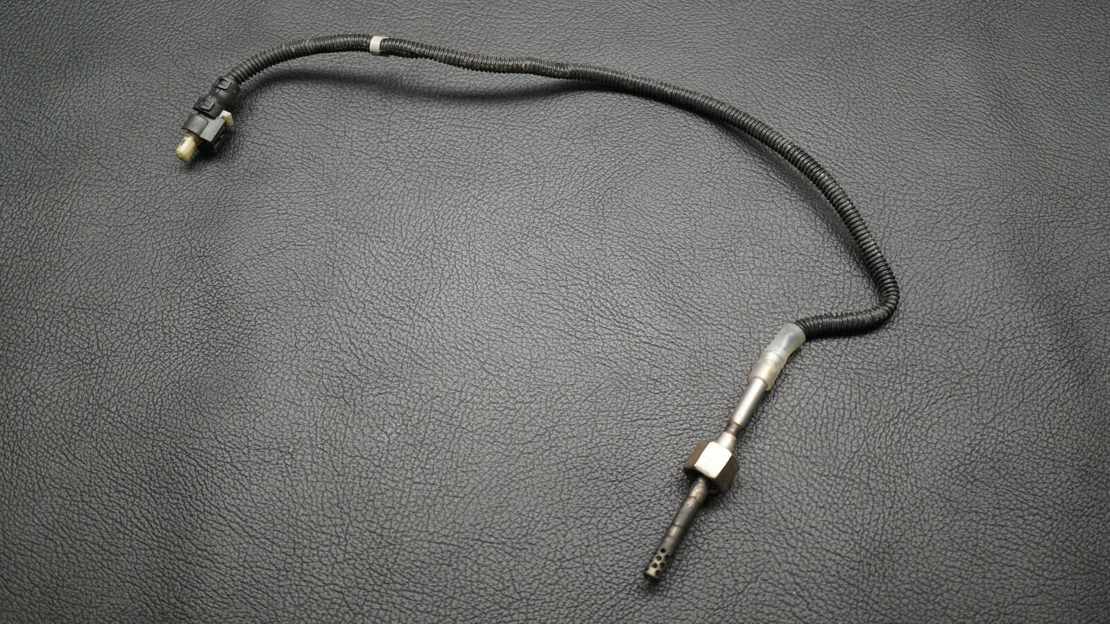 GENUINE MERCEDES BENZ EXHAUST GAS TEMPERATURE SENSOR A0009054306 ...